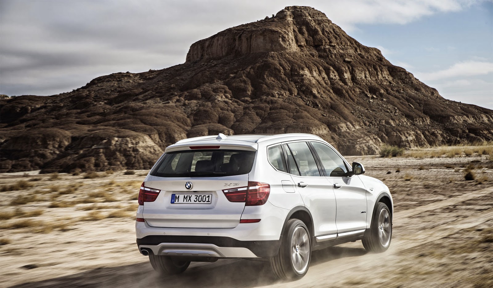 BMW X3 X Line - High Wheels
