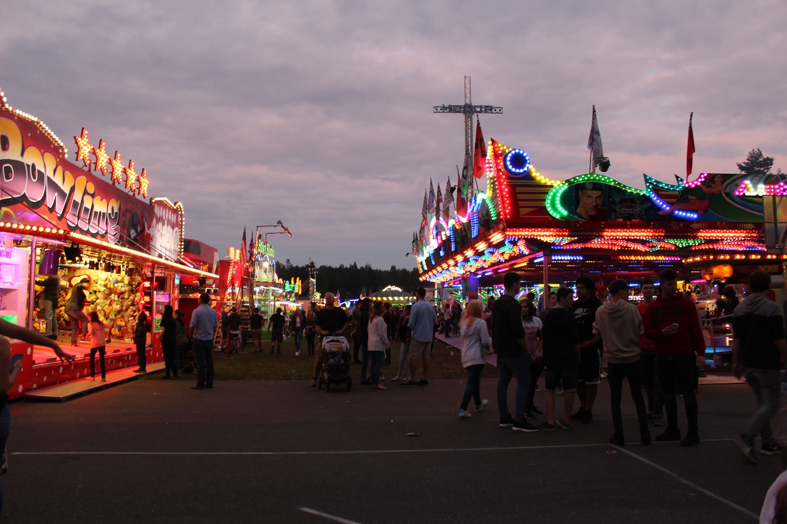 The Bailey Planet : German-American Volksfest, Grafenwoehr, Germany