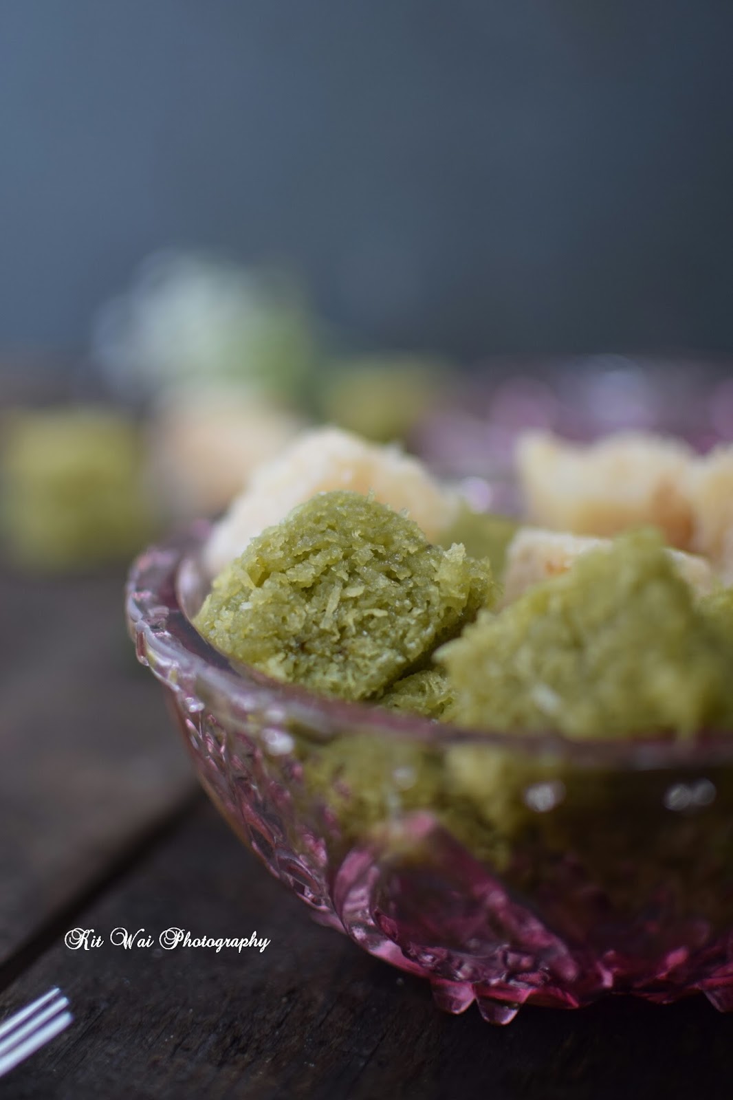 Kit Wai's kitchen : 椰丝糖 ~ Indian Coconut Candy