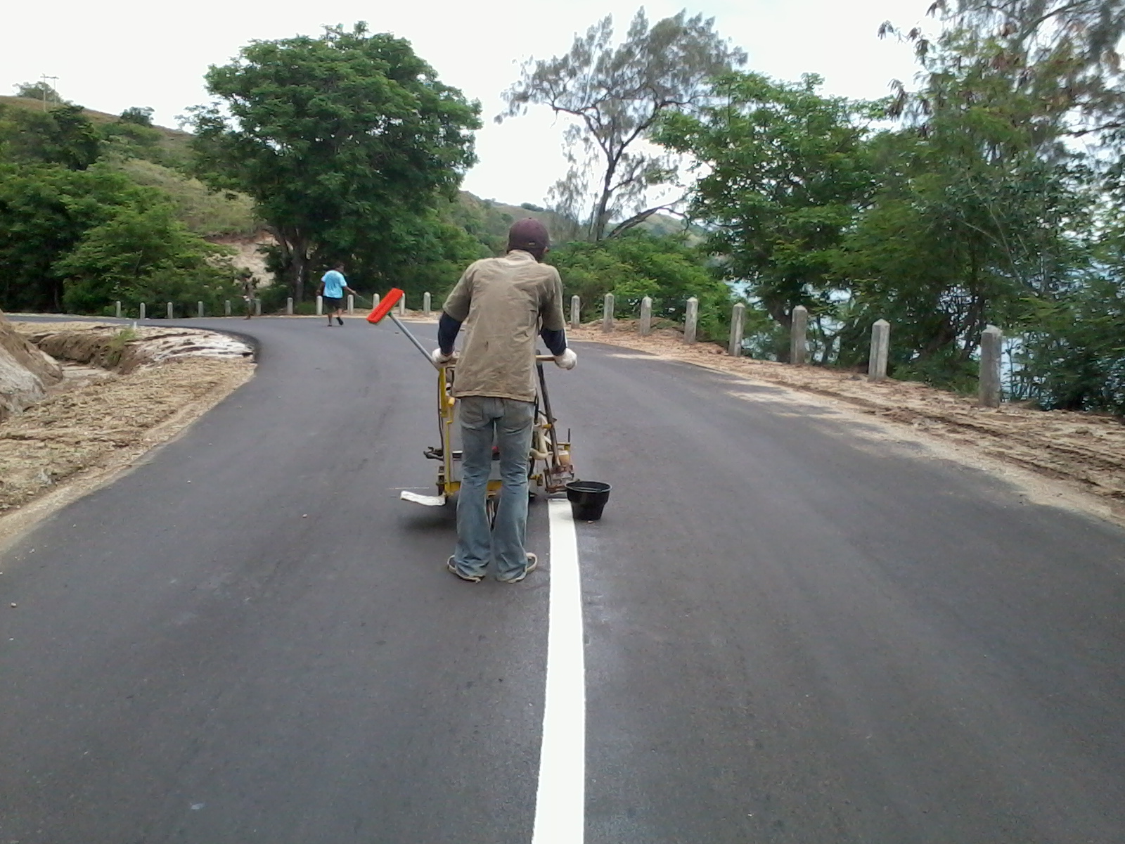 marka jalan dan rambu jalan