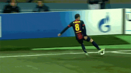 AKI GIFS: Gifs animados Andrés Iniesta