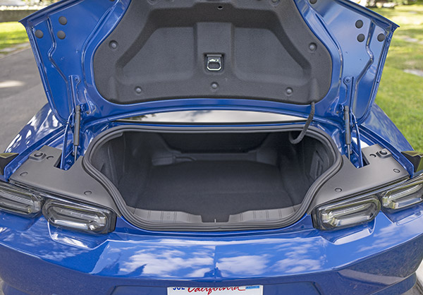 Burlappcar: Chevrolet Camaro 2.0 Liter Track package test drive.