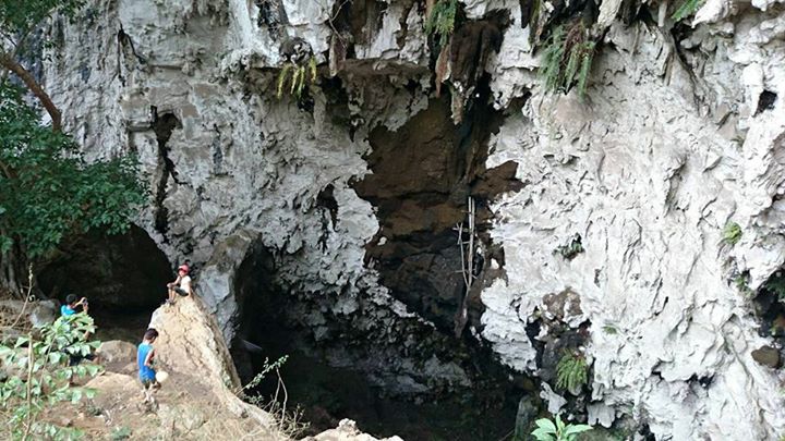 Minglanilla's Hidden 7 Caves & White Cave - The Lazy Investor's Way