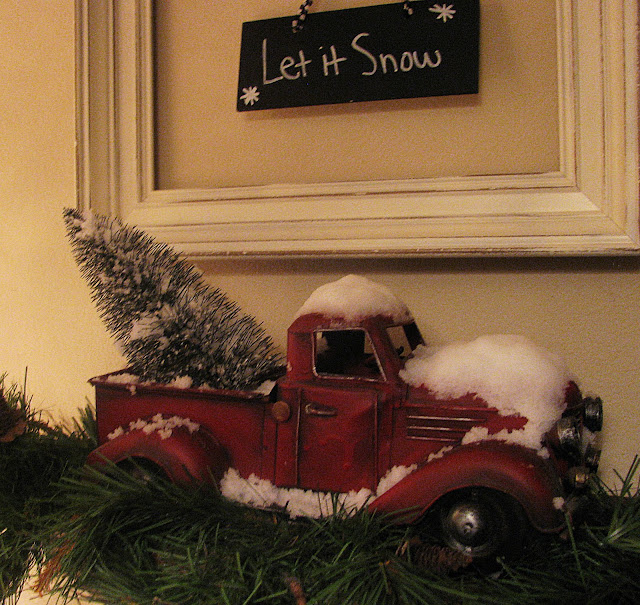 Our Creative Life: SnoWonder Giveaway & Decorating with SnoWonder