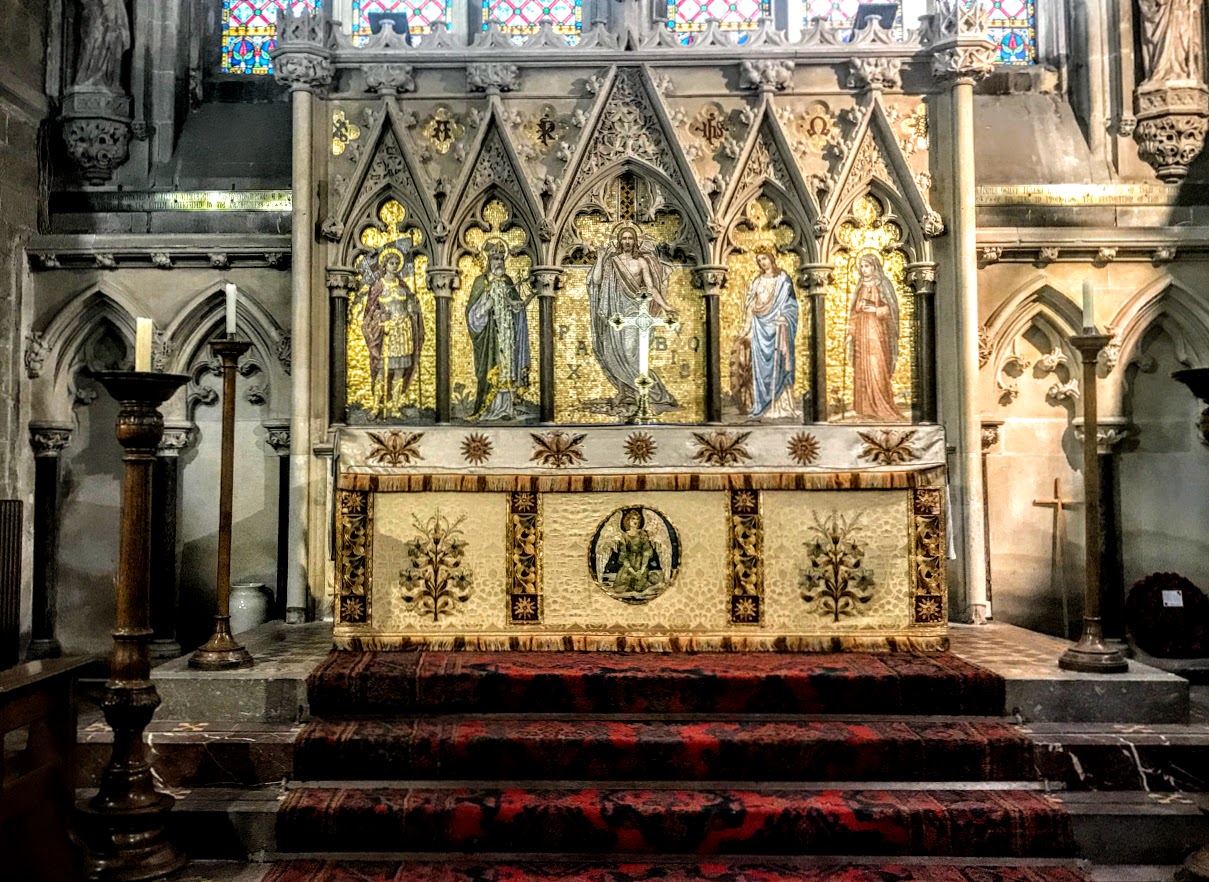 Patrick Comerford: Saint Editha’s Church, Tamworth, a large church with ...