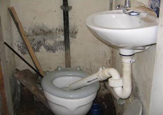 Fun and Unique in Architecture: Fail and Funny Toilet