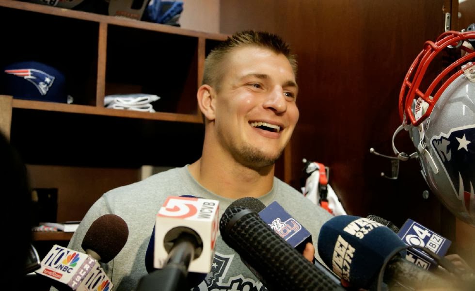 Gronk "On the Same Page" with Patriots on Return