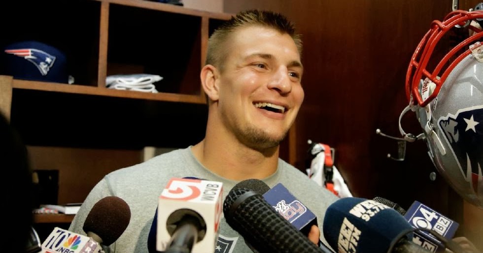 Gronk "On the Same Page" with Patriots on Return
