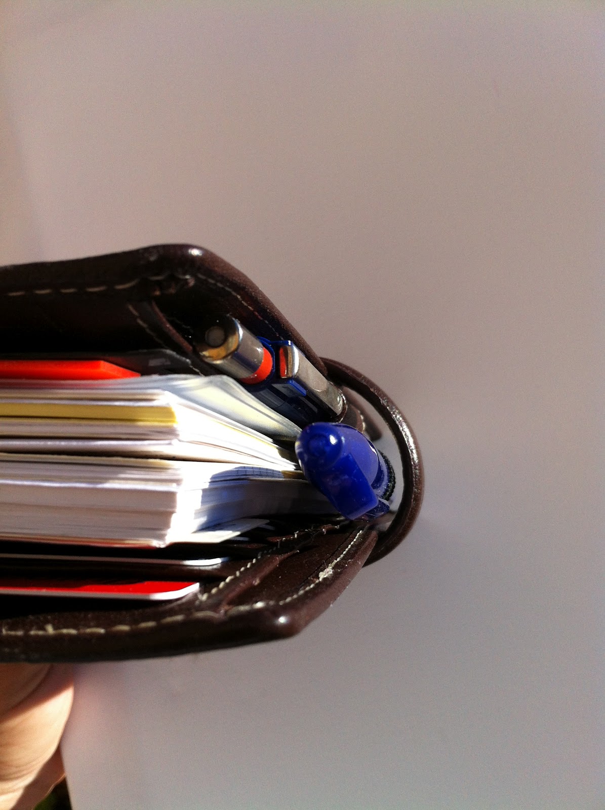 My Life All in One Place: Adding a pen loop to your Filofax