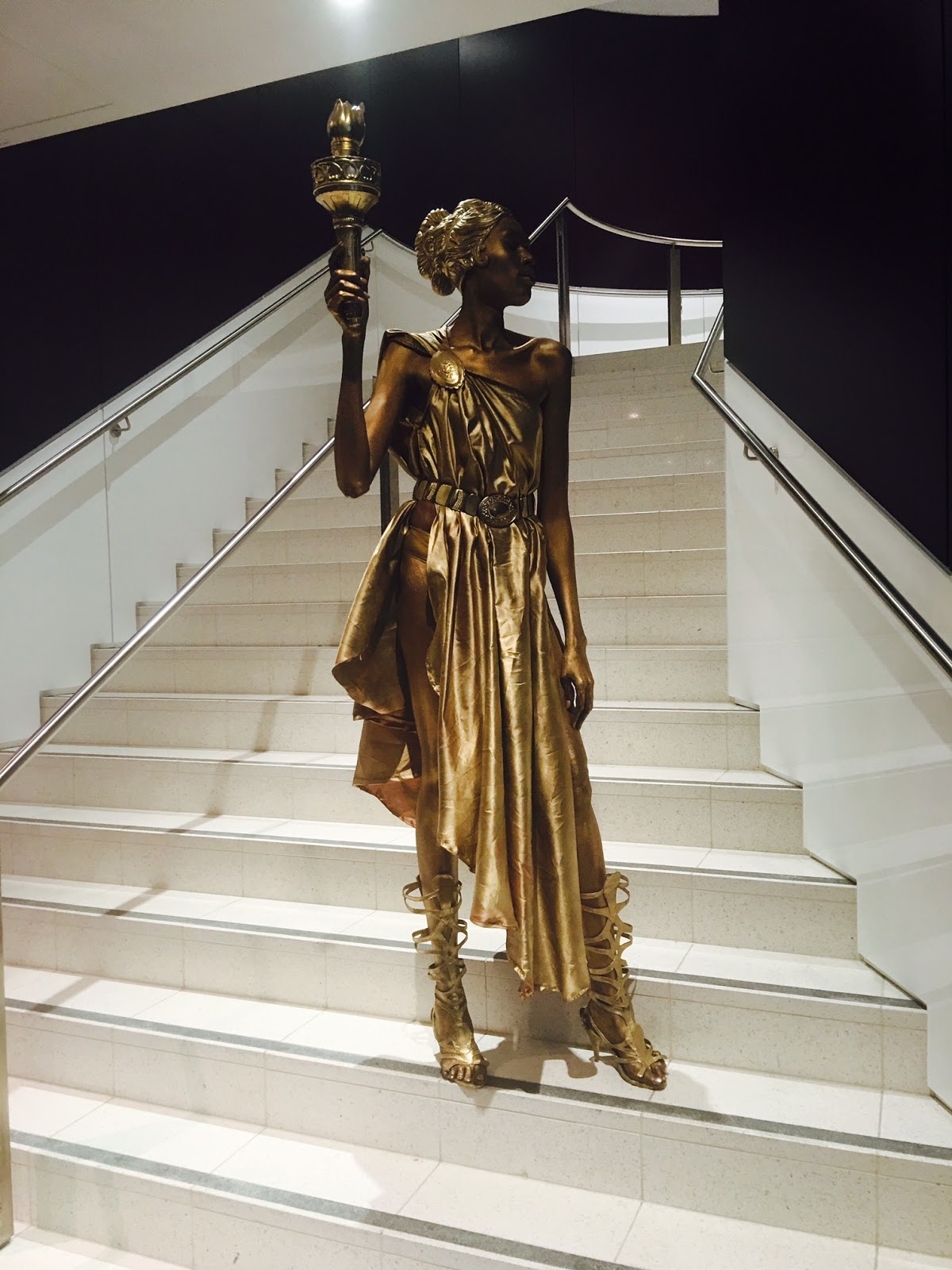 Roving Performers Australia: Olympic Gold Torch human statue