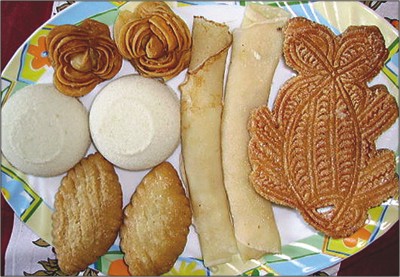 Ghurnayoman Ghora-Fera:::...: Bangladeshi Pitha - Traditional cake of ...