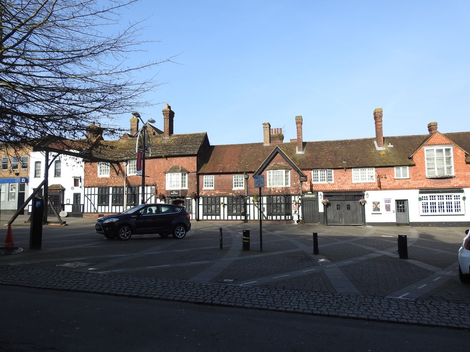 Crawley Old Town: March 2017
