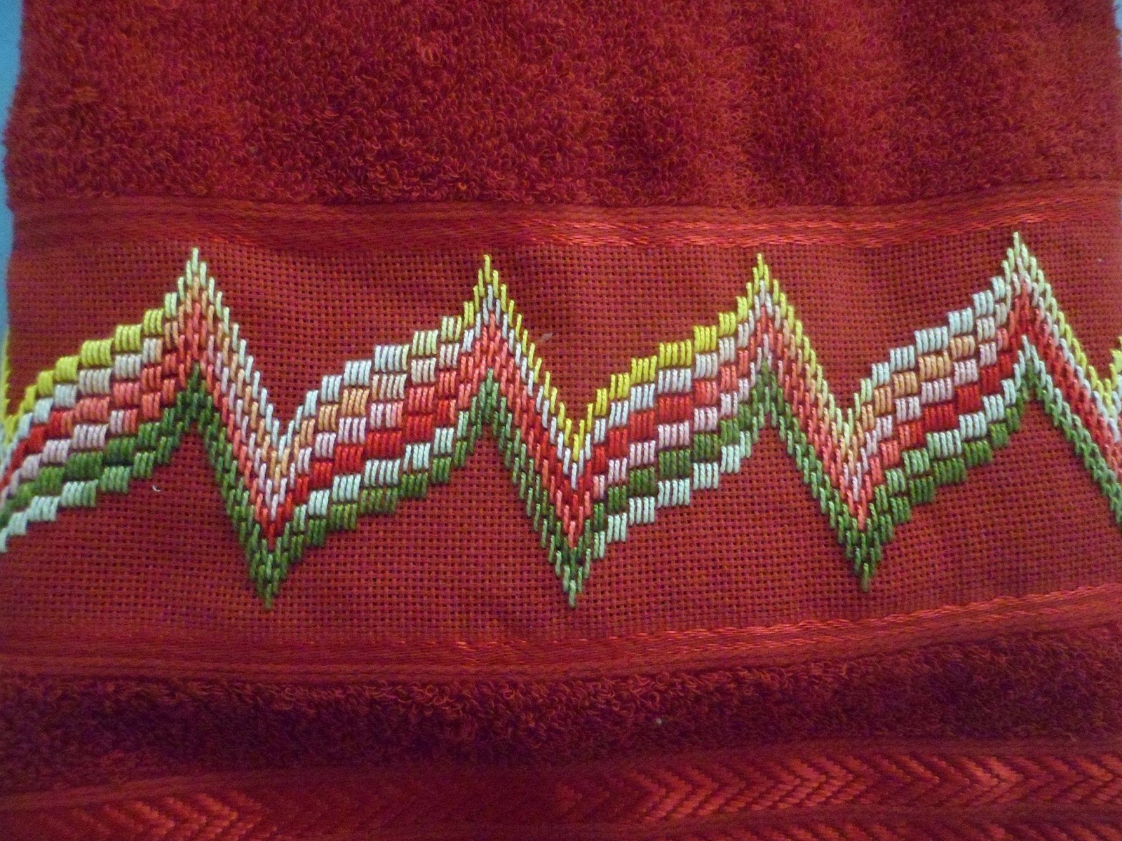 Tina's handicraft : 70 designs