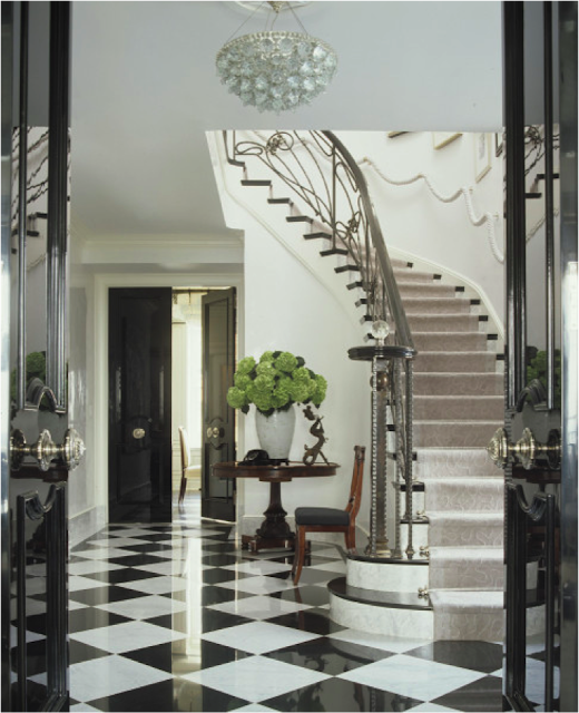 Let's Decorate Online: Welcoming Guests with an Inviting Foyer