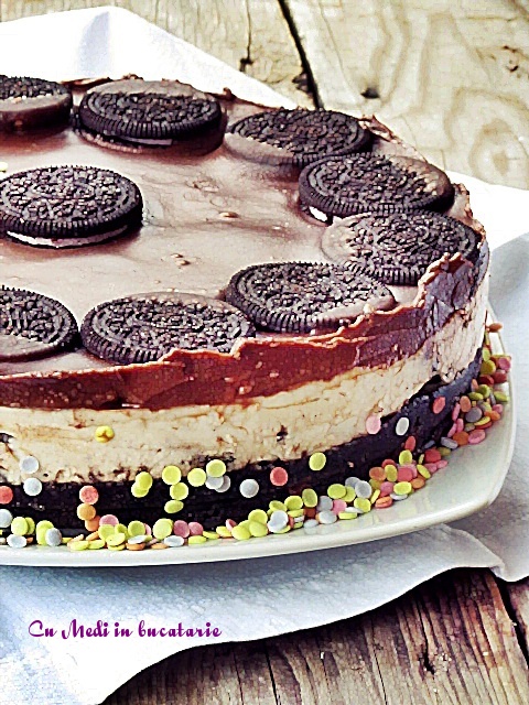 Cu Medi in bucatarie: Tort Oreo
