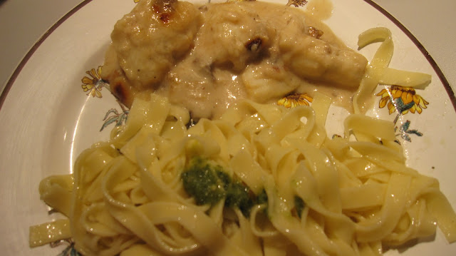 Filets de sole à la Florentine, tagliatelle au pistou frais