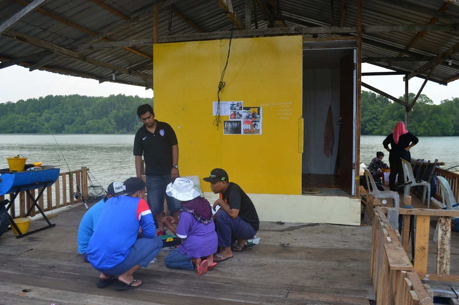 Jom Ngail Kong Kong: Overview