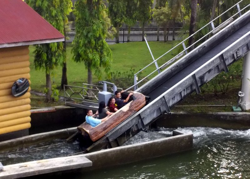 In Any Language: 2012-05-26-Enchanted Kingdom's Jungle Log Jam