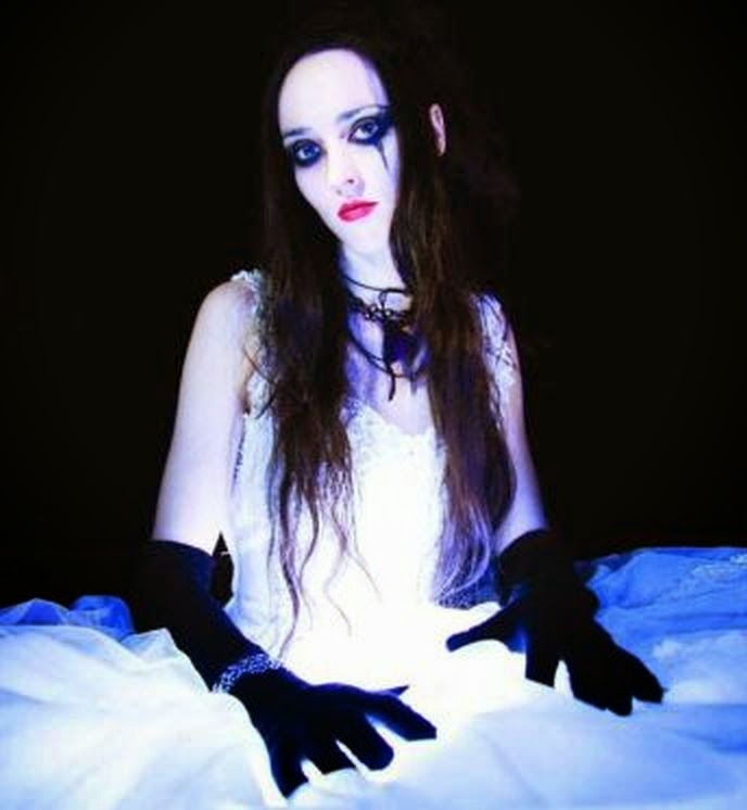 thecapitoltribune: Dancing With The Devil