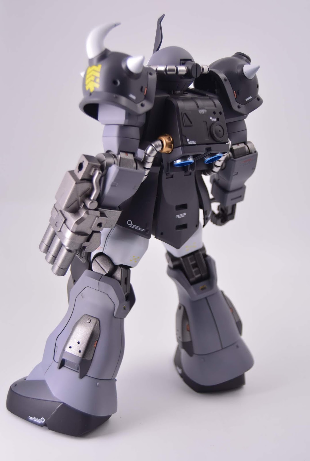 Custom Build: MG 1/100 Gouf Custom Ver. Japran