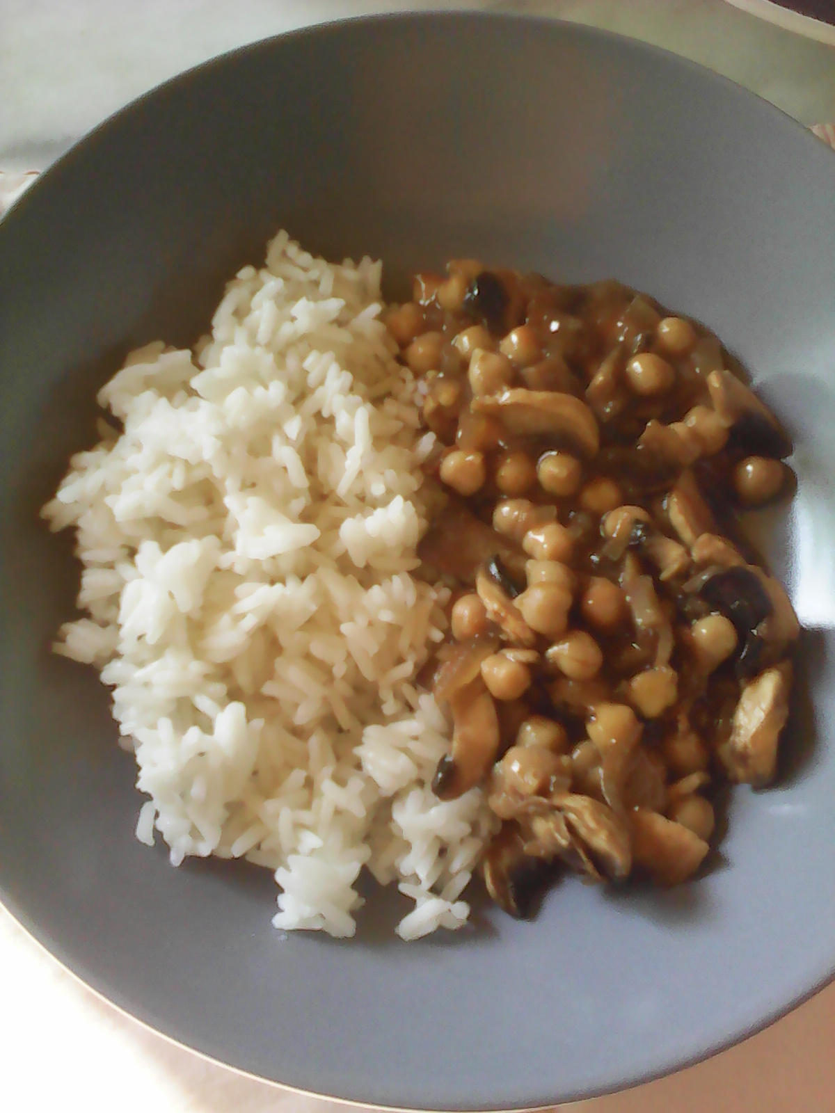Riz sauce champignons pois chiches