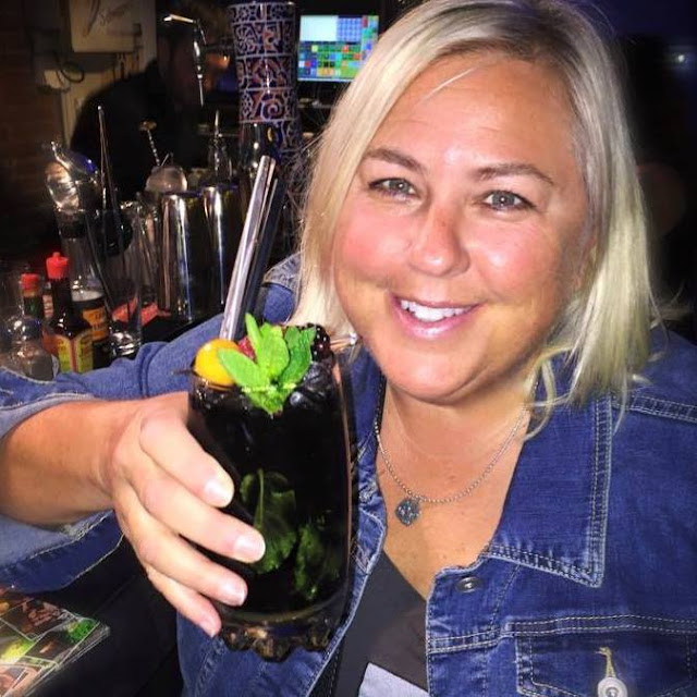 THE JUKEBOX INDIE ARTISTS, PRODUCERS AND DJS REVIEW: MEET SANDY SHORE ...