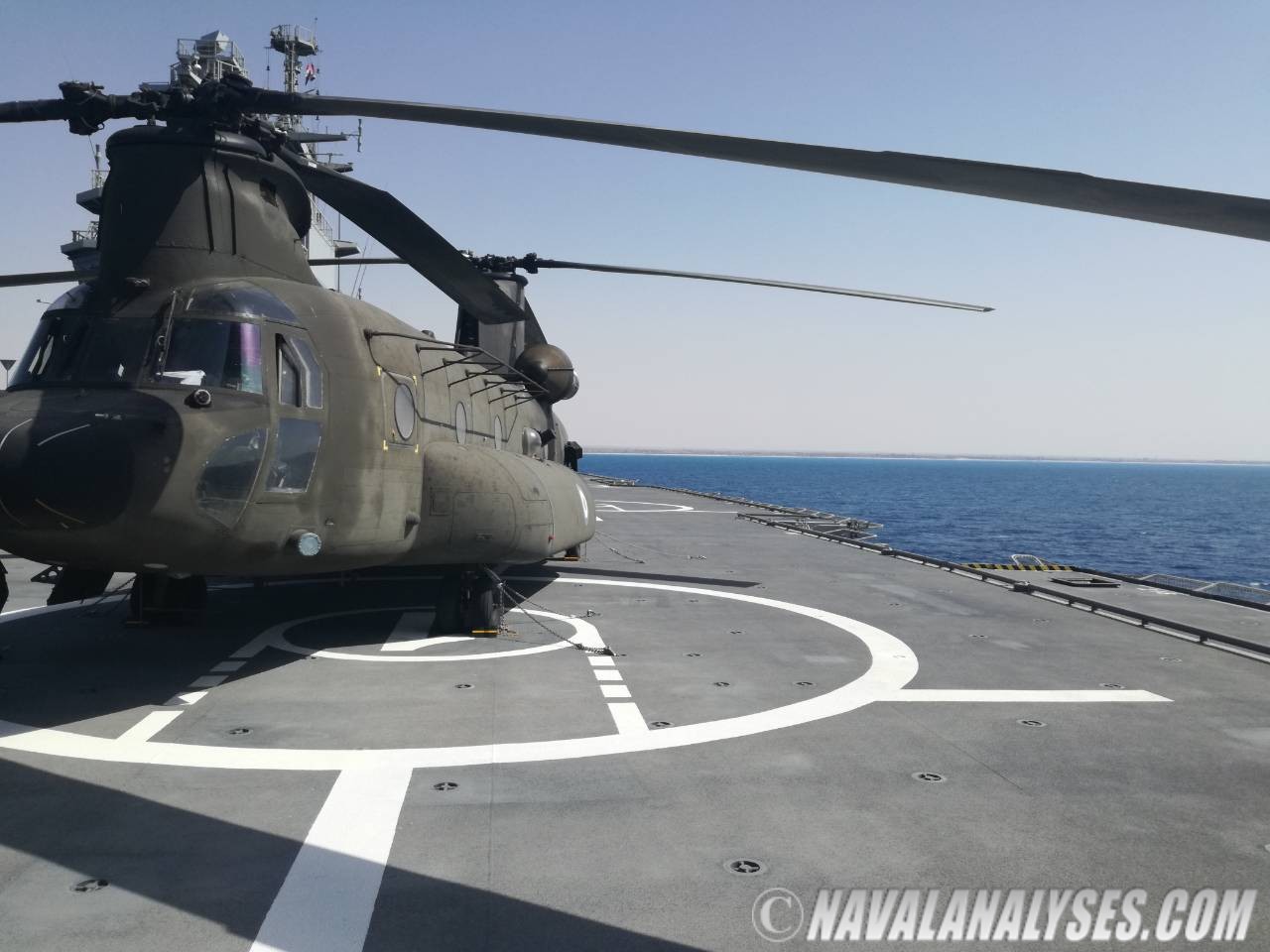 Naval Analyses: Landing with a Hellenic Army CH-47 Chinook helicopter ...