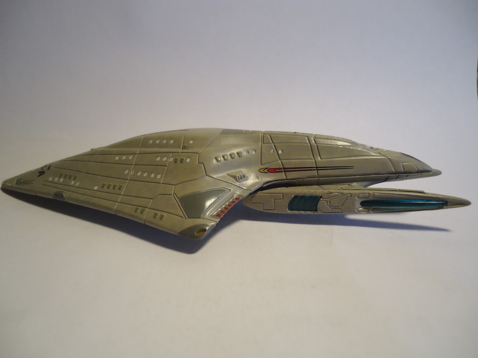 Star Trek Tafelrunde "Hermann Darnell" Potsdam Babelsberg: Eaglemoss Nr ...