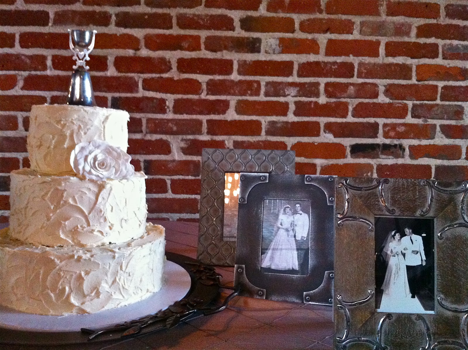 devour: Wedding Cake on August 11th 2012