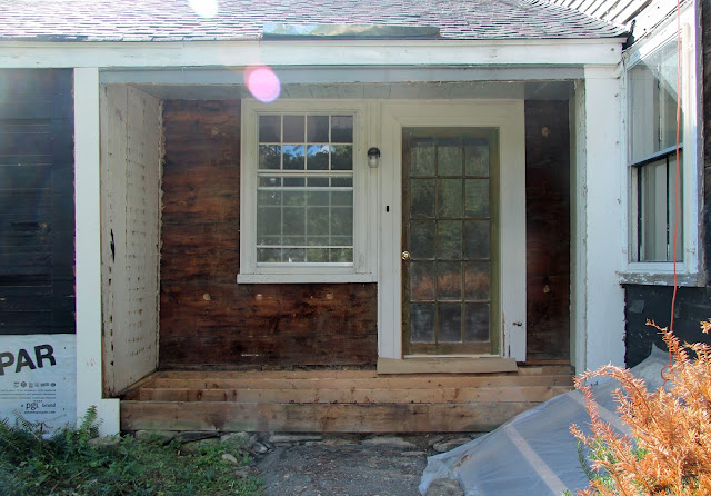 In the Fields : The Re-Making of a Side Entry