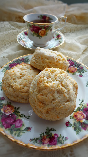 Afternoon Tea w/ Cheese Scones - Mother-Daughter Fun