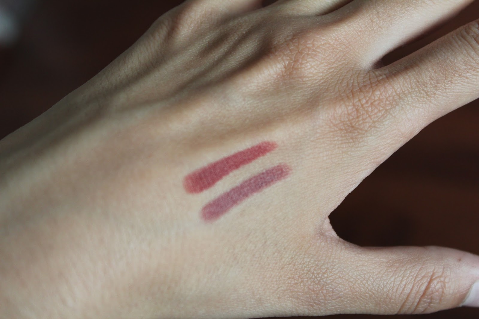 The Makeup Bomb: NARS Matte Velvet Lip Pencil - Bahama/Walkyrie