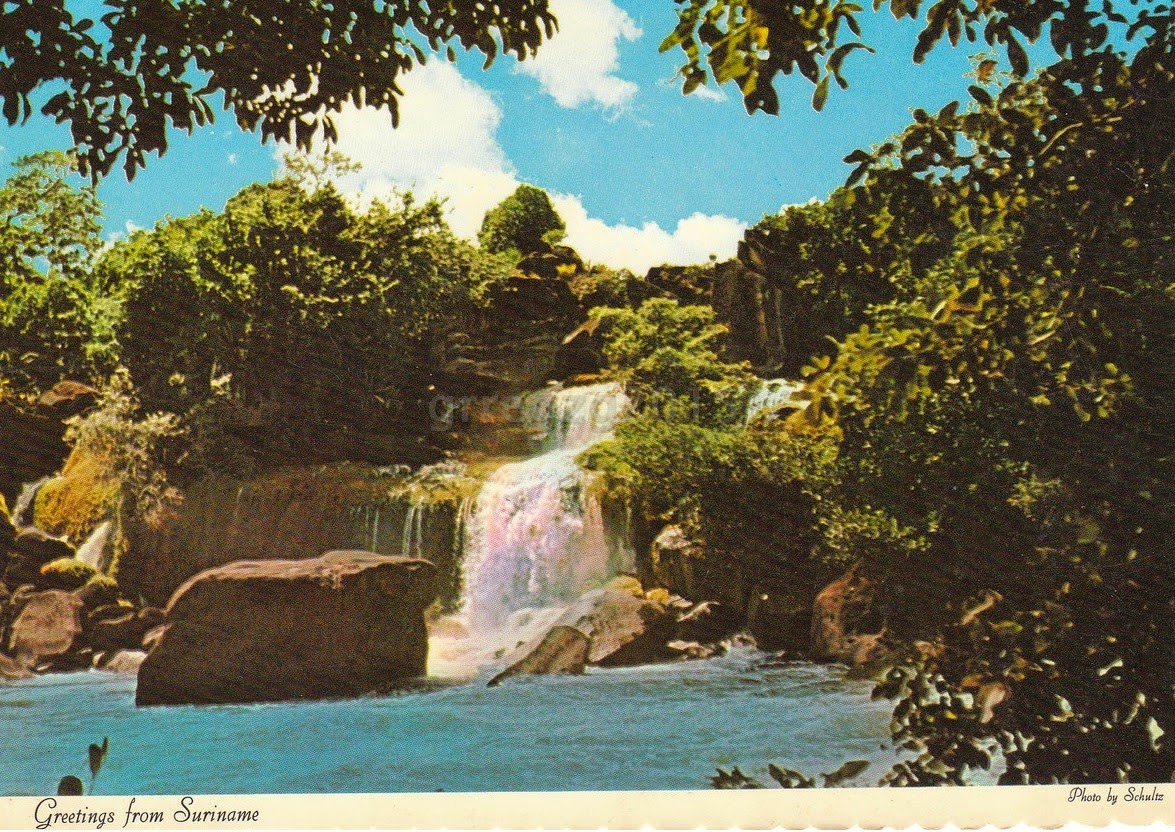 Postcards of the world - waterfalls & caves ...: Surinam - Wonotobo ...