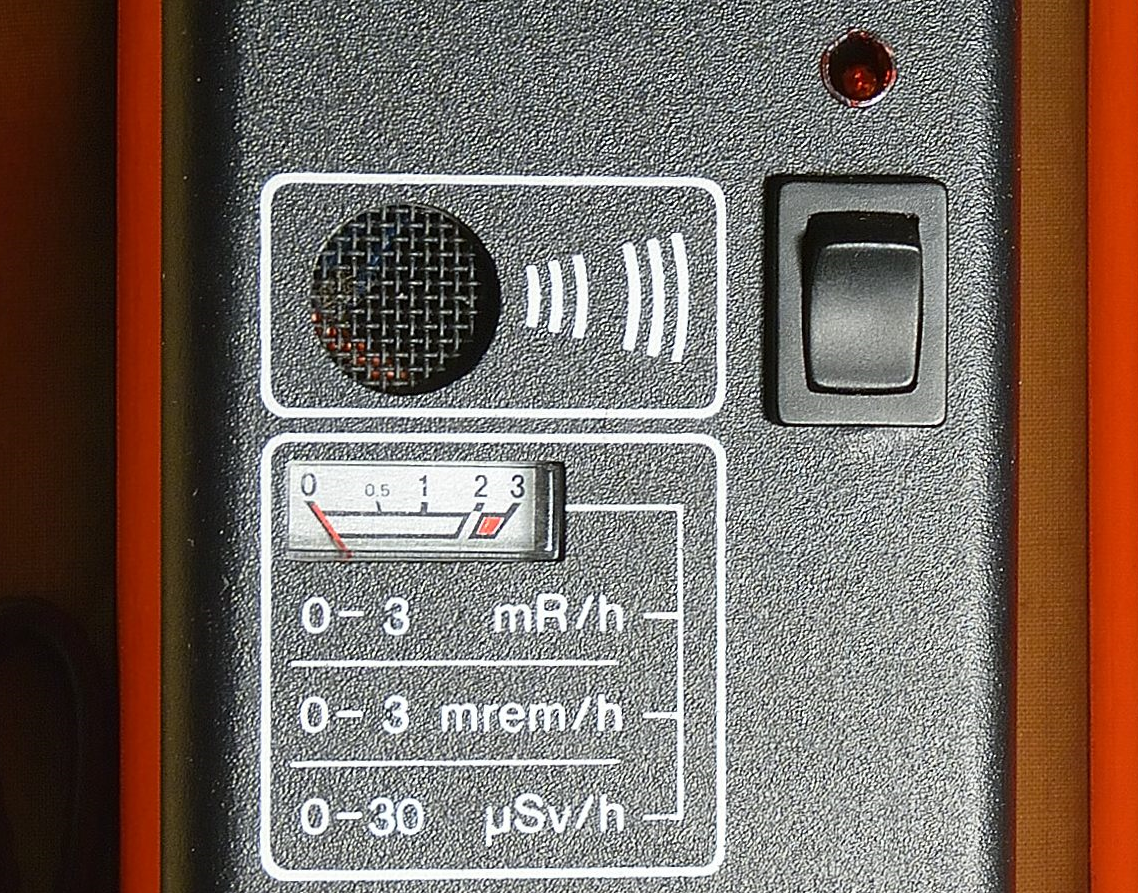 Promieniotwórczość wokół nas - fakty i mity: Dozymetr Genitron CX-3