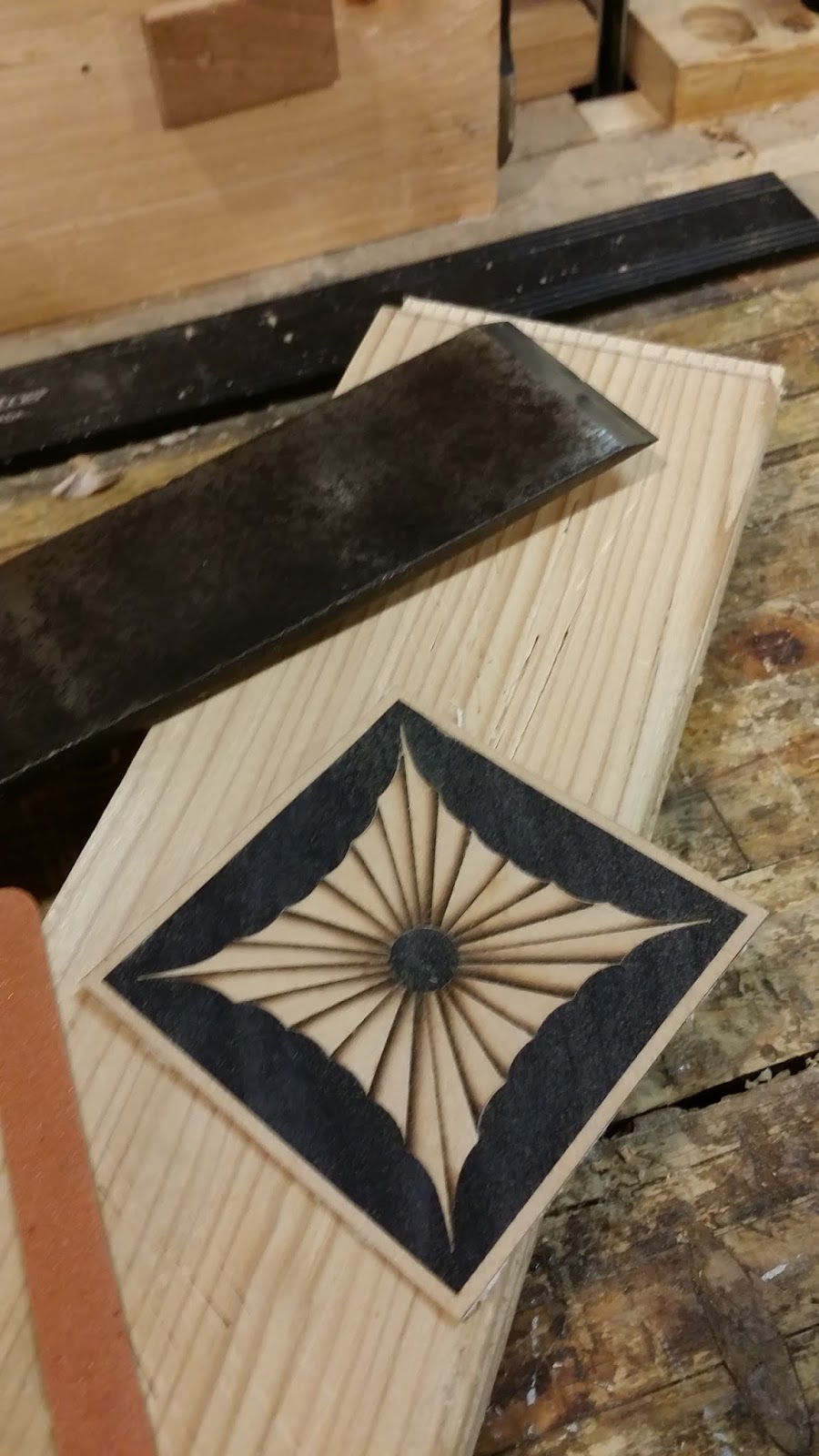 A Simple Diamond Shaped Inlay Using a Hand Router