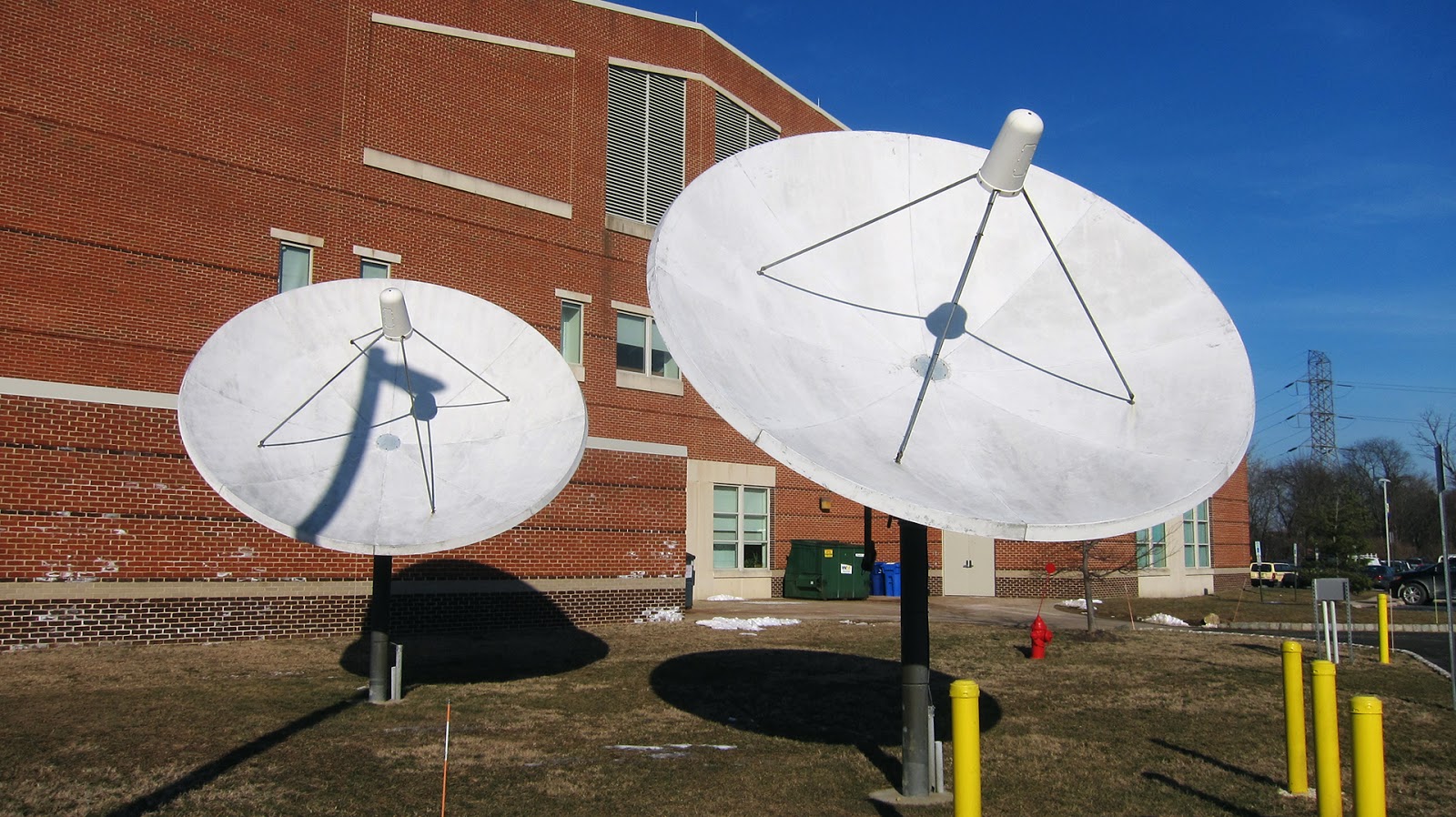 Frankie's Apartment: Z-CAT Radar Dishes