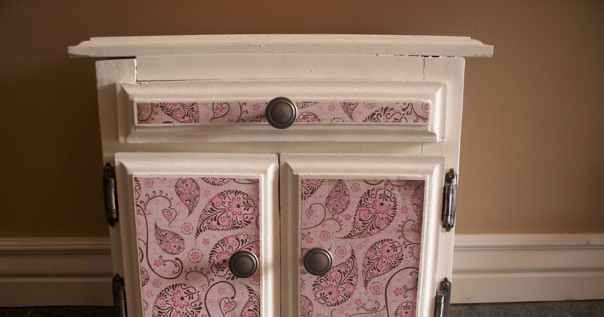 Mini Cabinet - Adventures of a DIY Mom