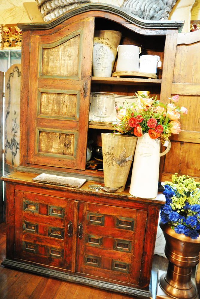 .: Handmade Artisan Wooden Furniture...