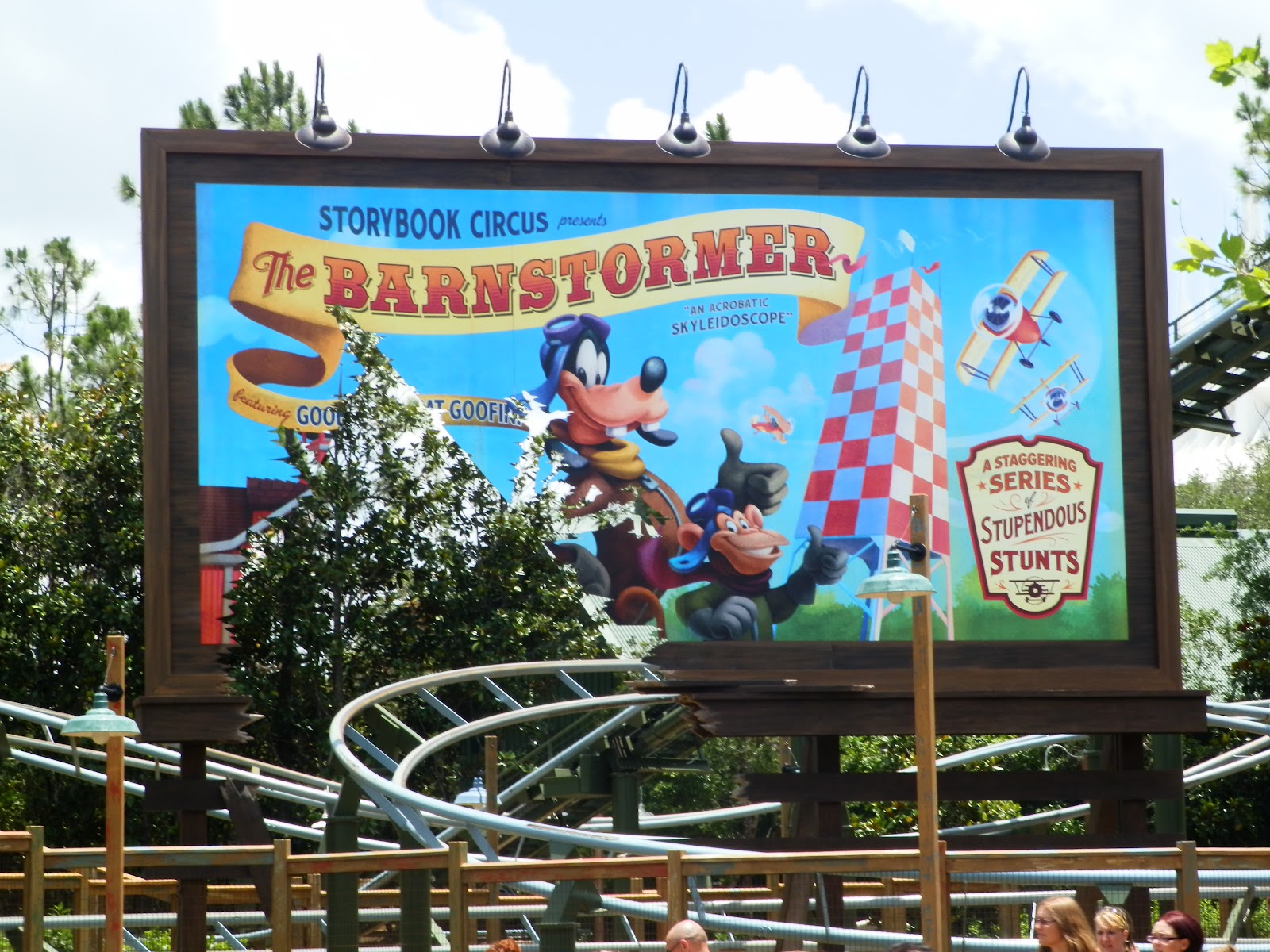 Disney Vacation Kingdom: The Barnstormer Featuring The Great Goofini