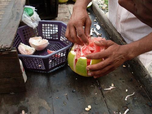 I N D I A: Chakotra / Jeruk Bali / Grapefruit / Pomelo / Dabbakaya