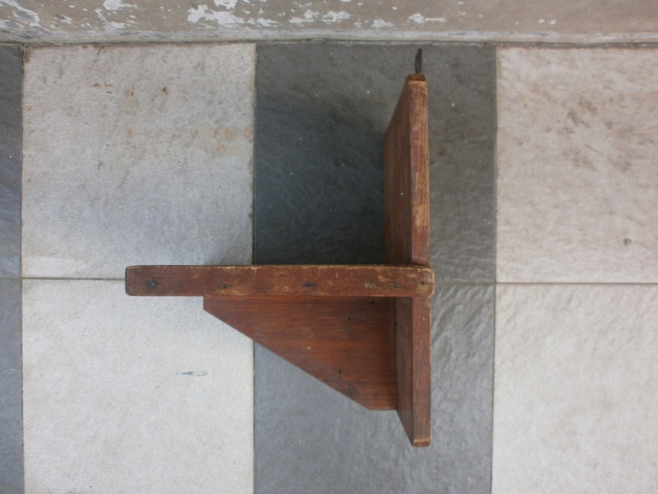 Antikpisan: Stand Dinding Tempat Pot