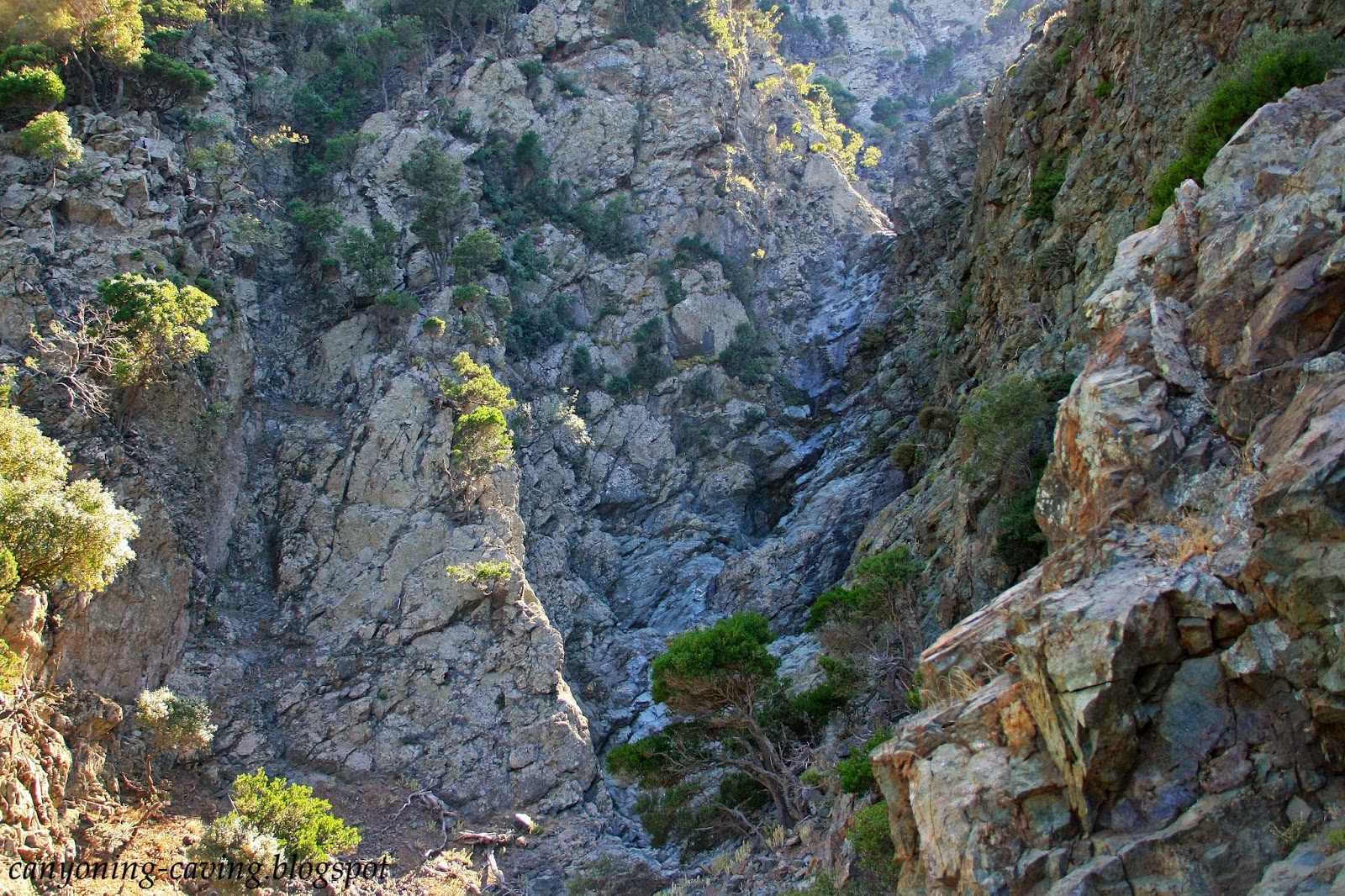 Canyoning - Caving: Φαράγγι Κήπων, Σαμοθράκη