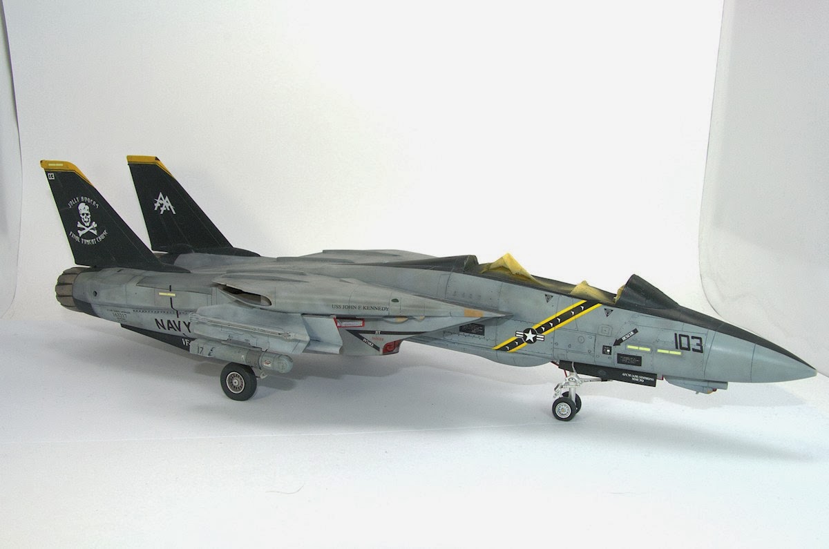 The Hamfisted Modeller: 1/48 Hasegawa F-14B Tomcat - Part X