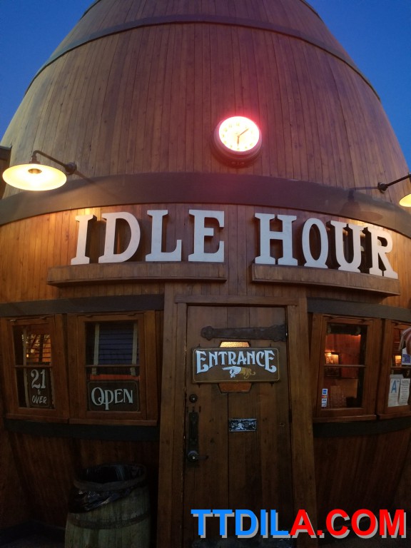 Things To Do In Los Angeles: Idle Hour: Eat Out Of A Barrel...Restaurant