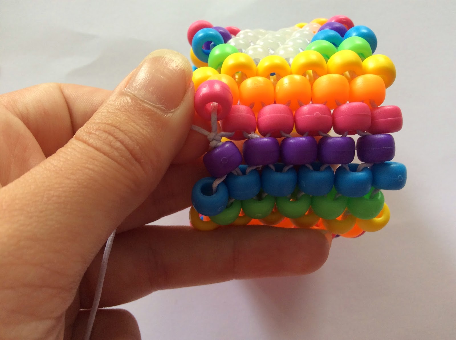 Studs, Kandi and Stilettos: How to make kandi cuffs!!