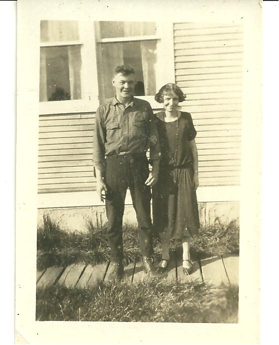 Peeking Into The Past: Found Vintage Photos Orphan Pictures # 111 Found