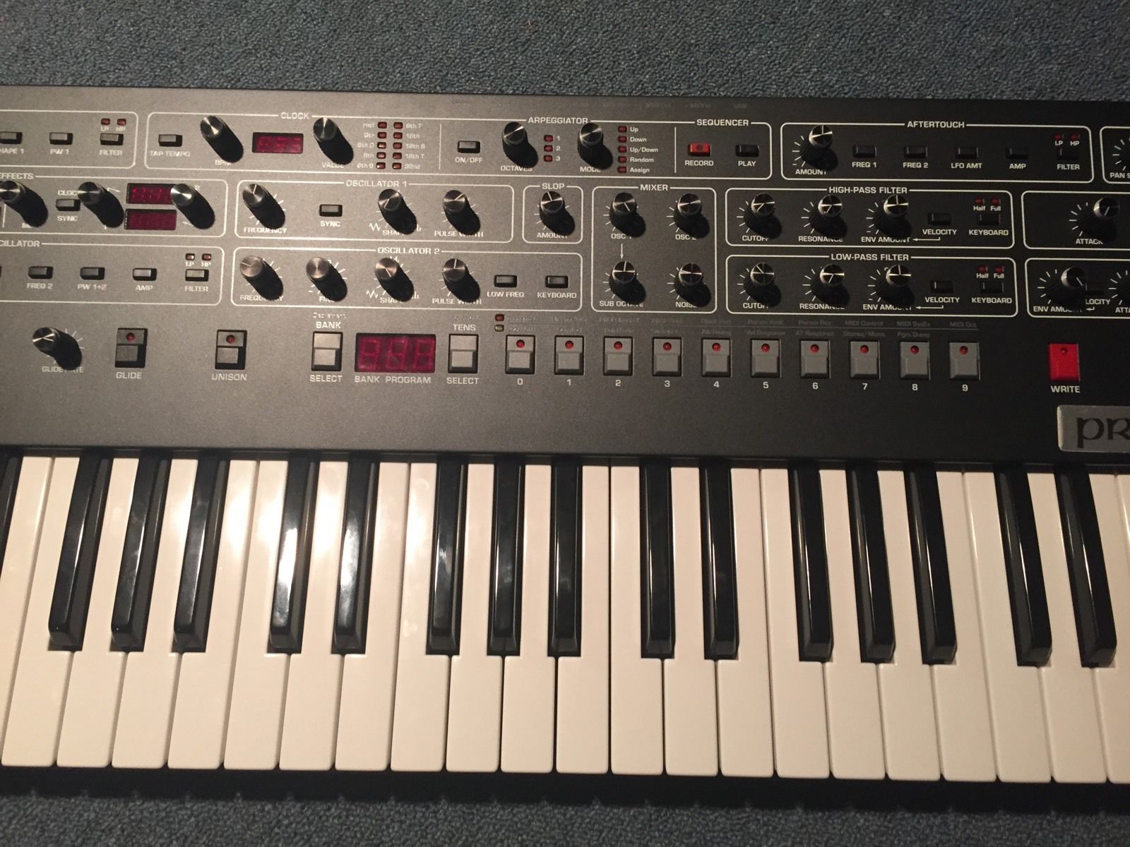 MATRIXSYNTH: Dave Smith Instruments Sequential Prophet 6 Polyphonic ...