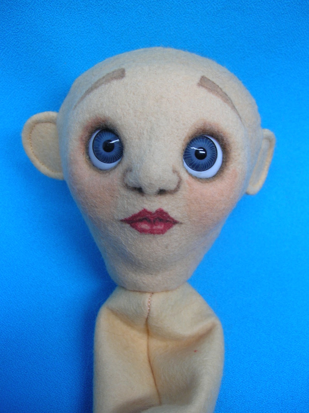 ODD-Jects d'Art: PRESSED/MOLDED FELT FACE DOLLS