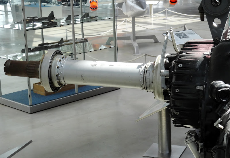 Plastic Models on the Internet: Engine walkaround vol.1: Daimler-Benz DB610