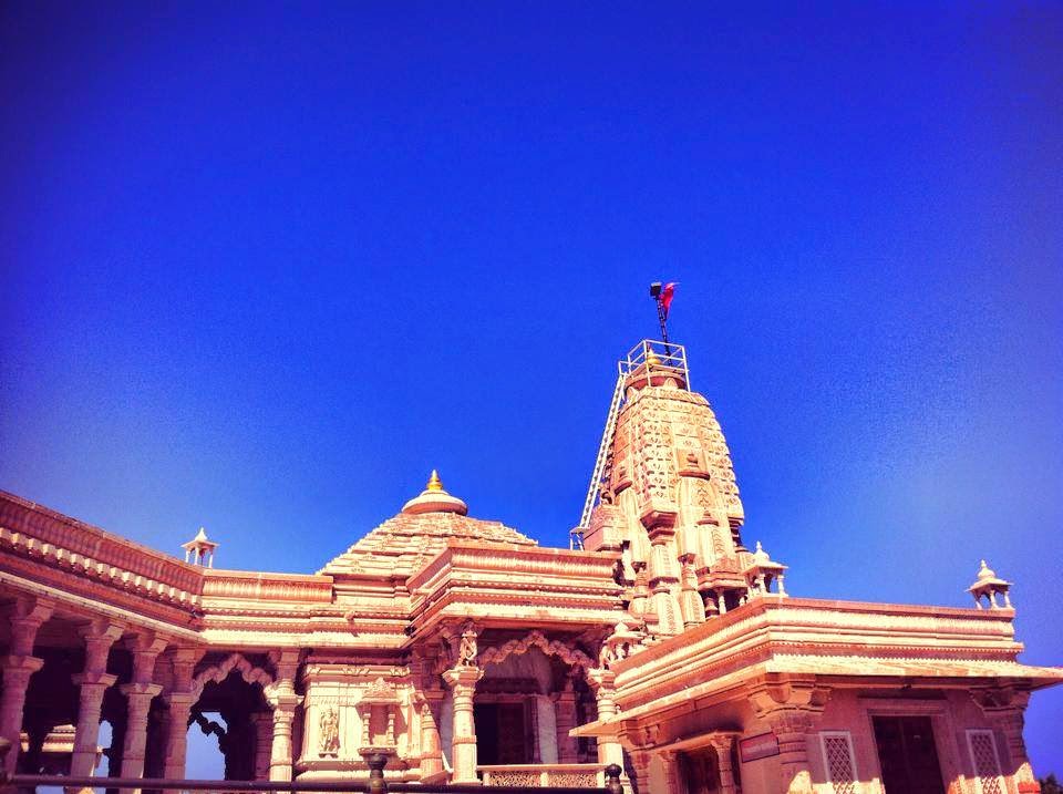 Surendranagar Blog: Raj Rajeshwar Dham - Limdi (Tridev Temple)